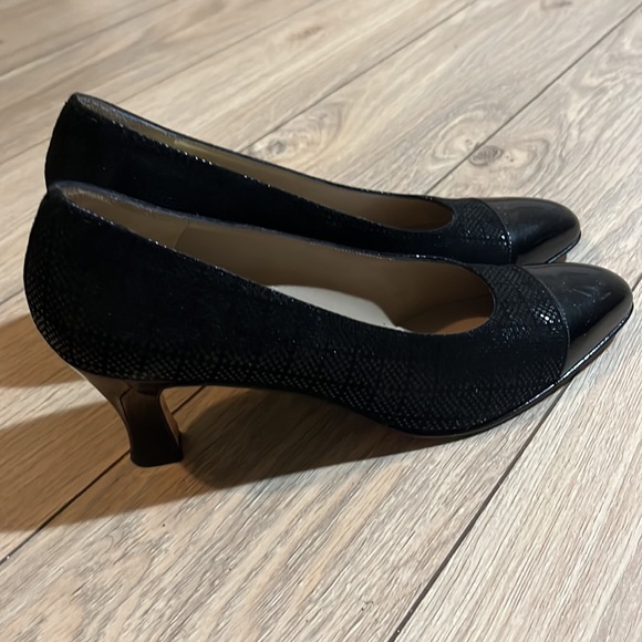 Salvatore Ferragamo | Shoes | Salvatore Ferregamo Classic Shoes | Poshmark